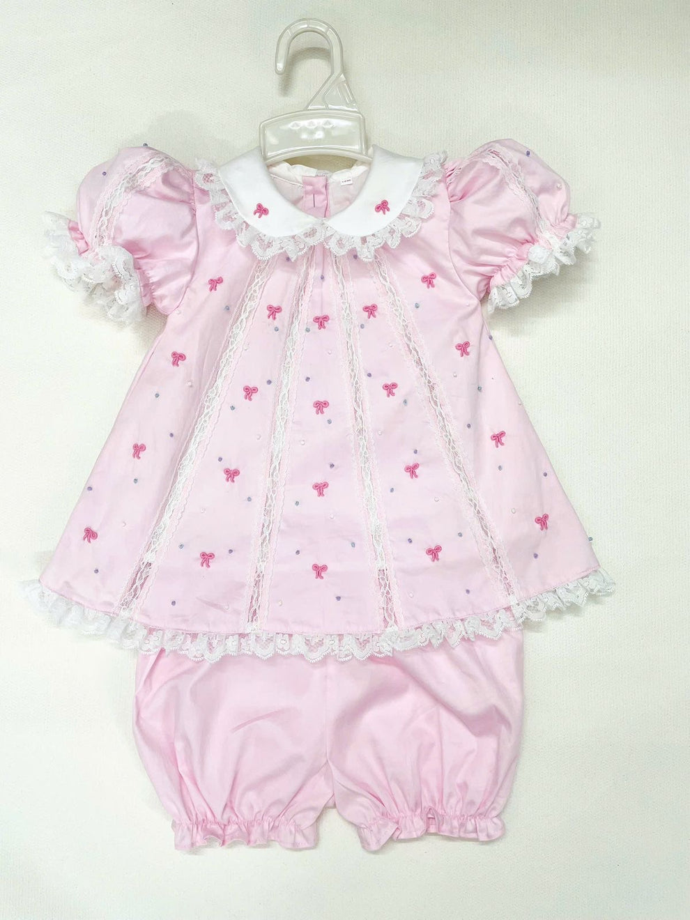 RTS Sprinkled with Bows Bloomer Set – Savannah Smocks